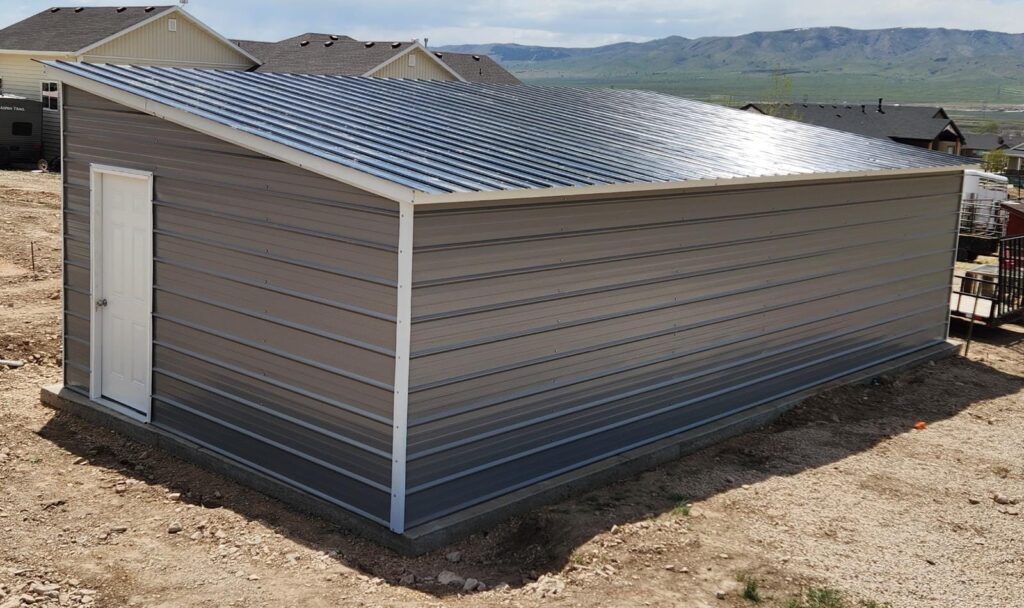 15 x 30 x 9-6 – Lean-to With Tack Room – High Quality Carports